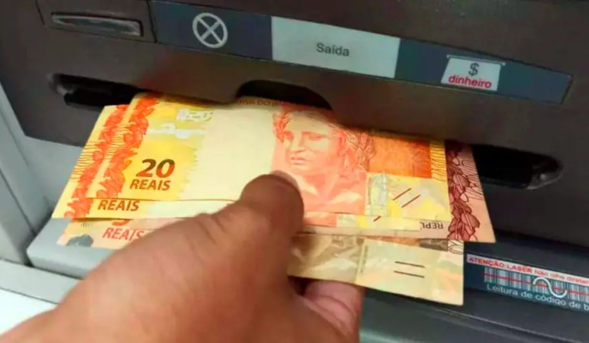 Trabalhadores Podem Sacar Até R 6 2 Mil Através Do Fgts Veja